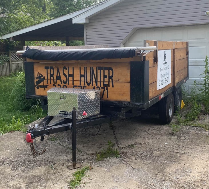 Trash Hunter LLC Offers Waste Removal in Hartville, OH 44632